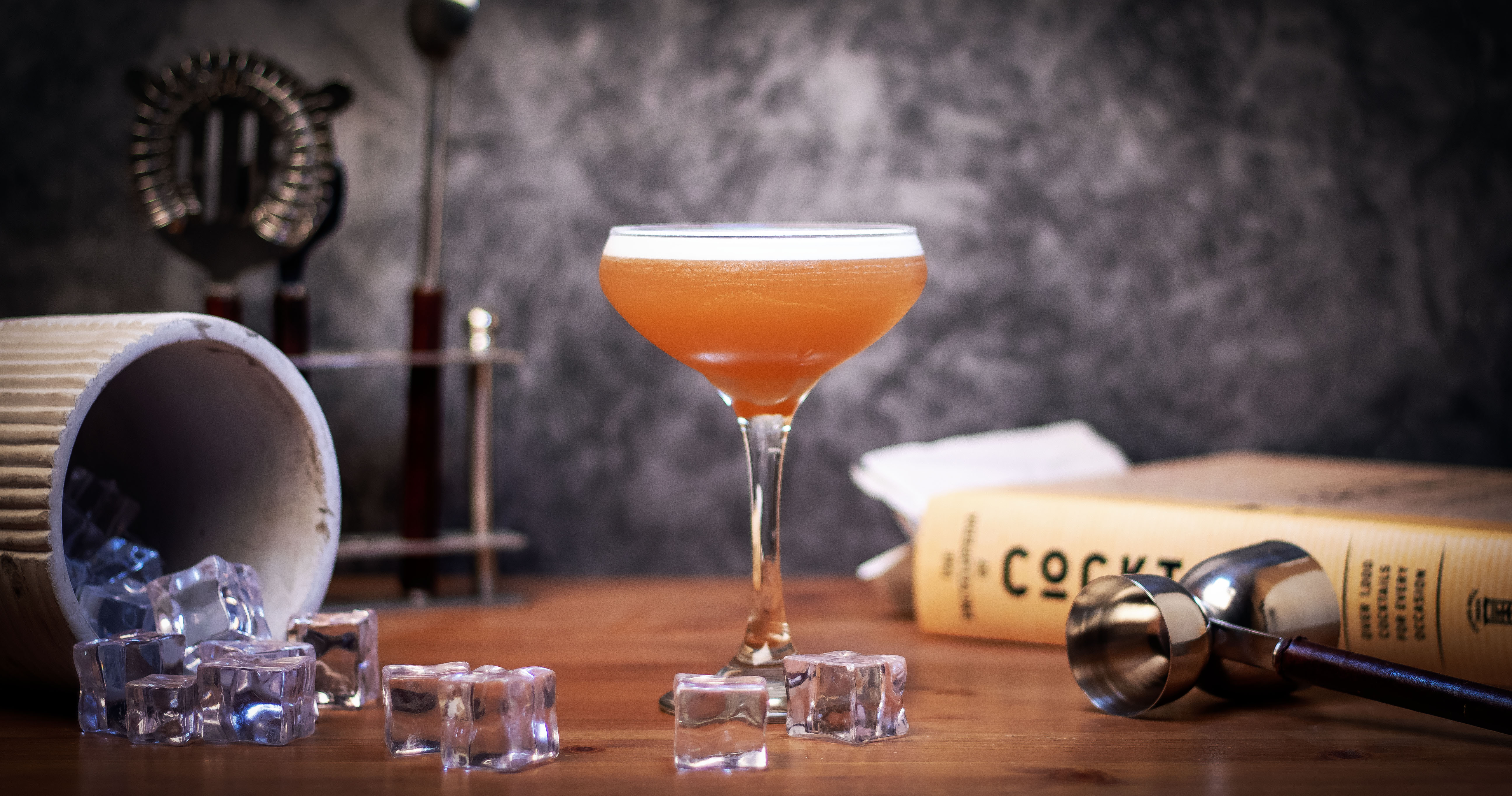 Improved French Martini | Booze on the Rocks
